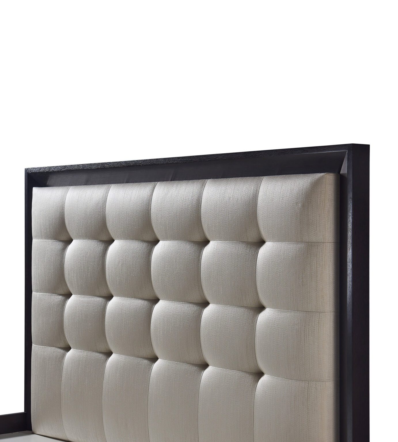 Cosmopolitan Bed - Eric Brand